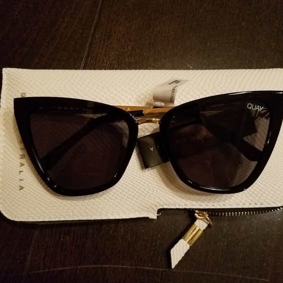Quay Australia Accessories Left Rare Quay X Jlo Reina Sunnies